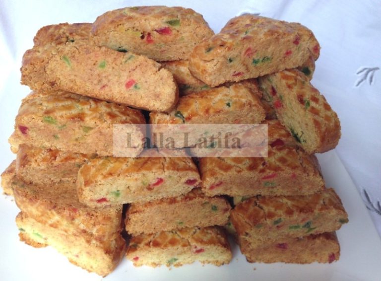 Le croquant aux fruits confits – Les secrets de cuisine par Lalla Latifa