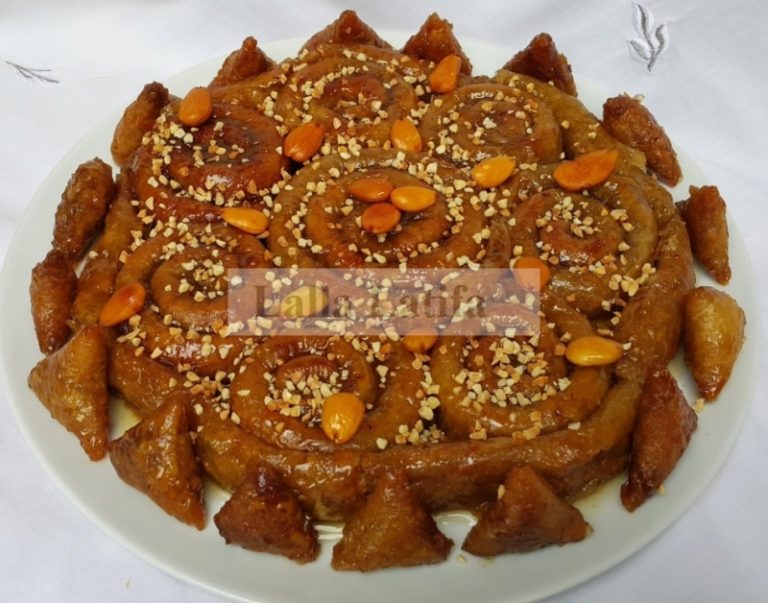 Mhancha aux amandes – Les secrets de cuisine par Lalla Latifa